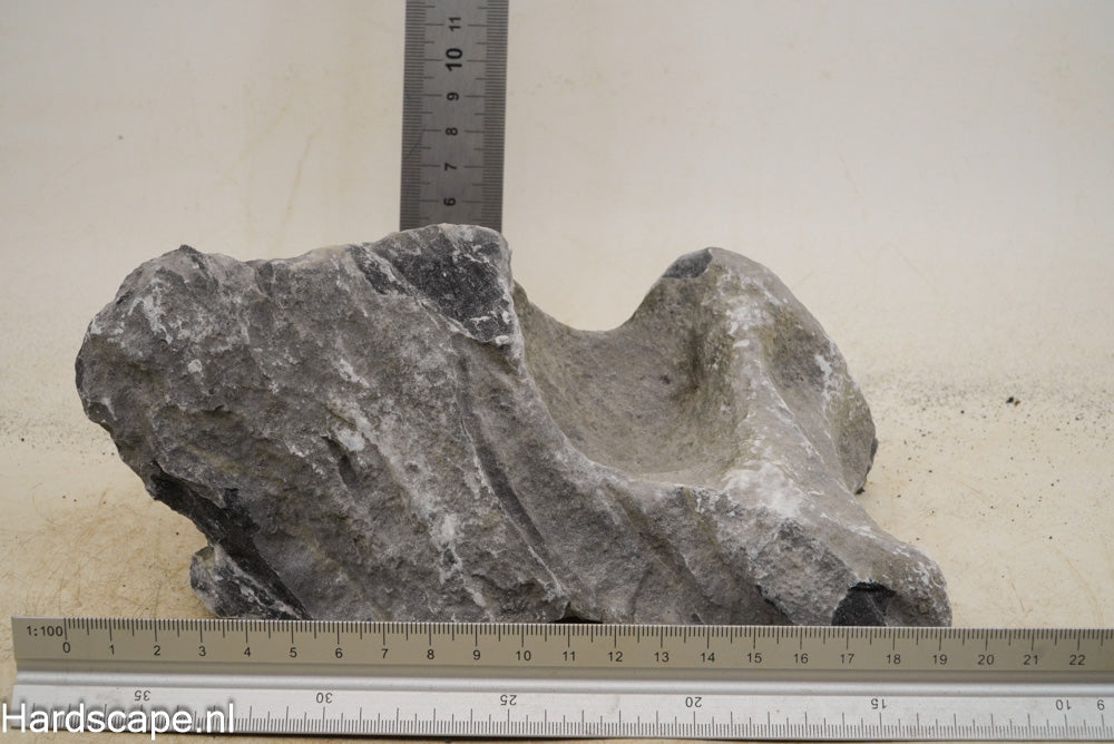 Seiryu Rock M96 | Hardscape.nl